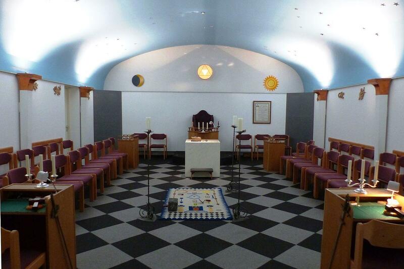 MASSONERIA /17 - Loggia, Tempio e altri simboli